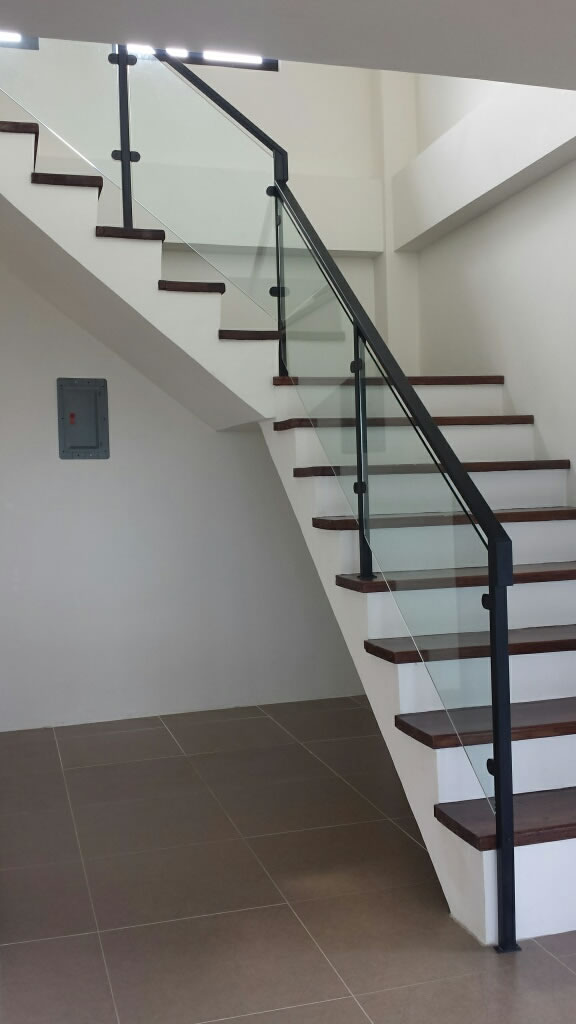 Glass Stair Railing Tagaytay | Cavitetrail, Glass Railings Philippines ...