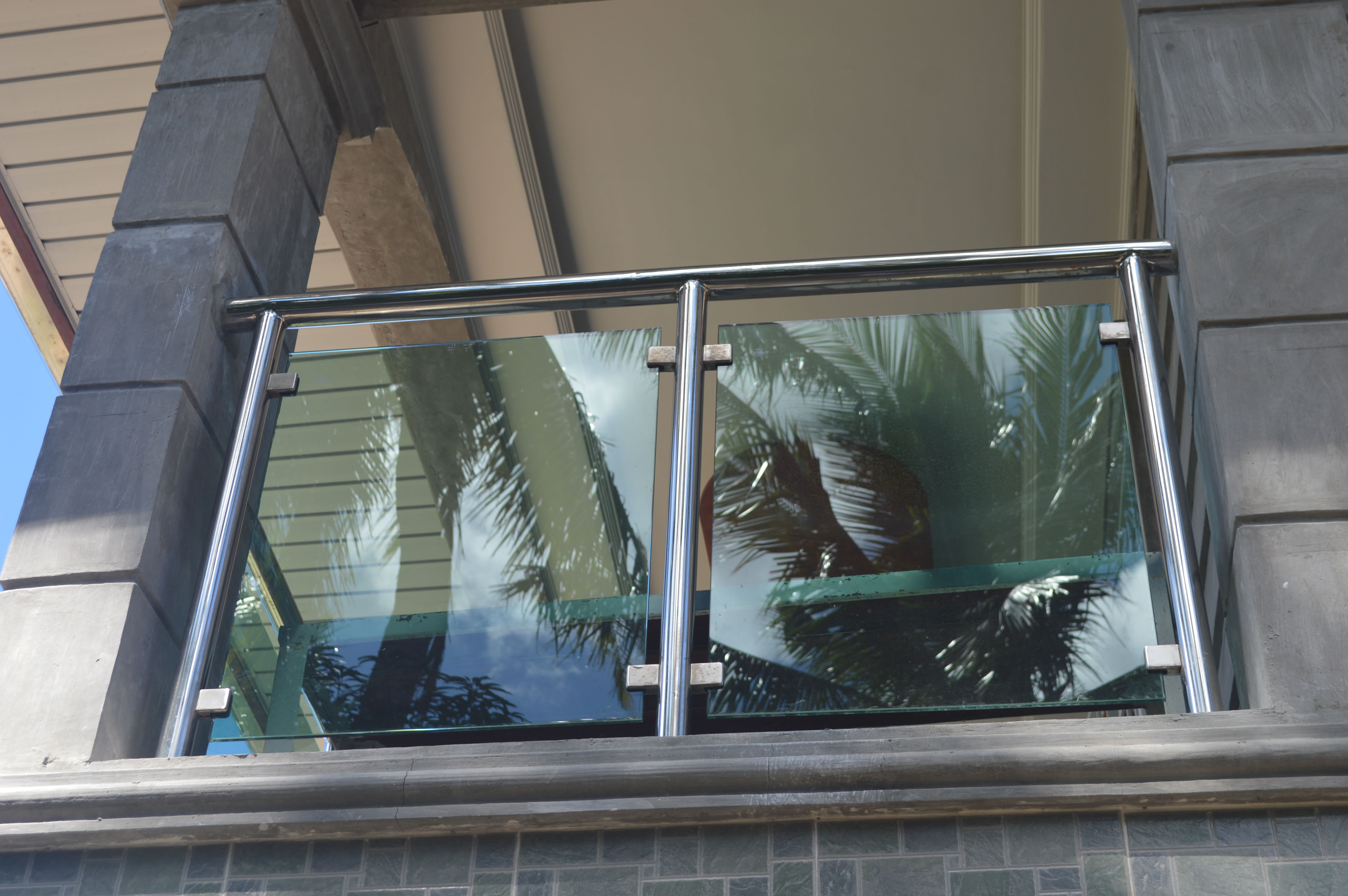 Modern Glass Balcony Railing | Cavitetrail, Glass Railings Philippines ...